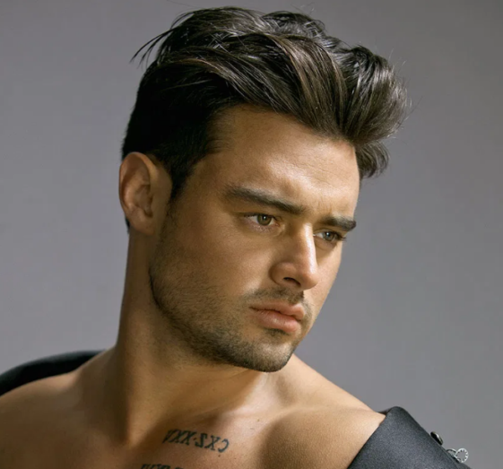 Top 10 Homeless Actors Who Became Hollywood Stars - NSNBC