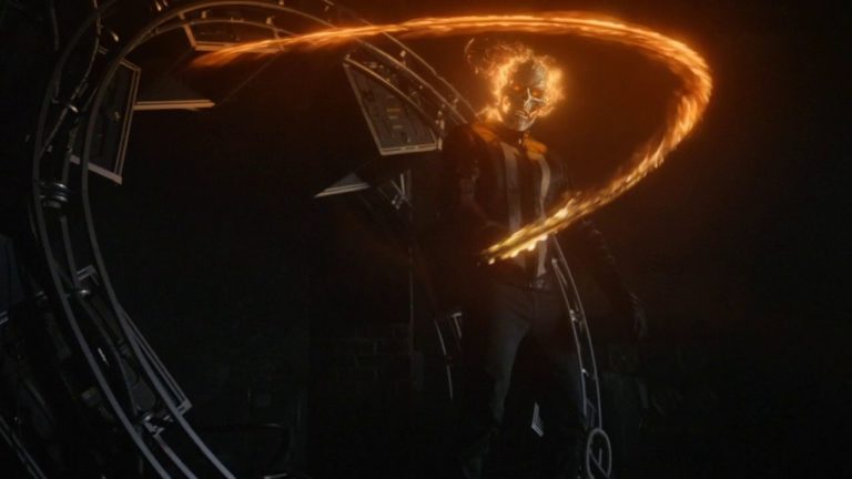 Top 10 Superhero Weapons - NSNBC