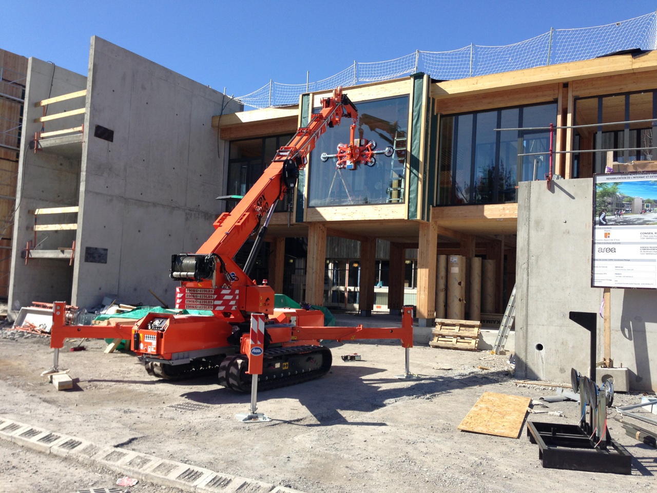 Top 5 Glass Lifting Aids in 2024 - NSNBC